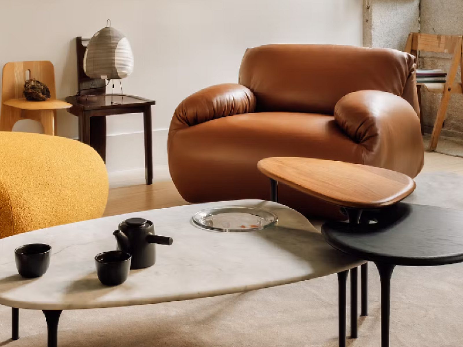 OfficeWorks | Luva Modular Sofa and Cyclade Tables